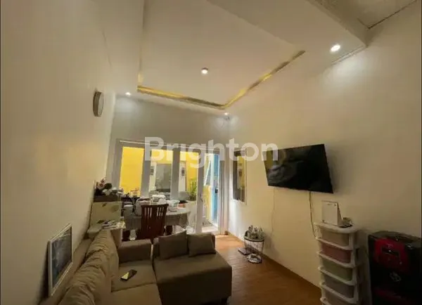 Rumah Modern High Ceiling Dekat Bintaro Plaza Dan Stan