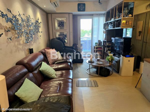 Dijual Apartemen One Icon, Di Atas Tunjungan Plaza Surabaya, Akses Lan