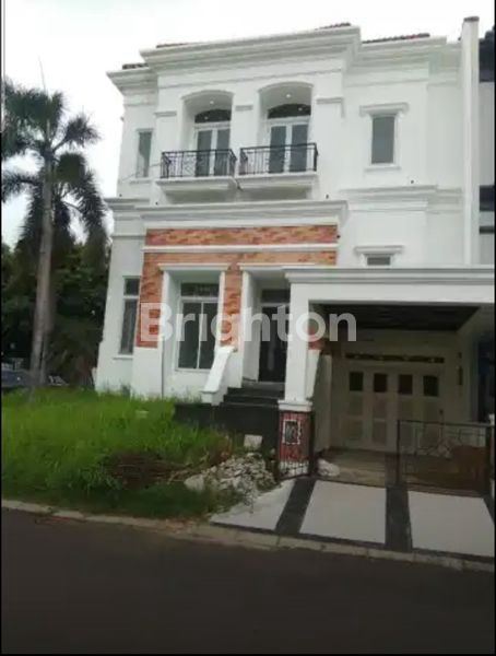 Rumah Mewah 7 Kt Di Royal Gading Mansion
